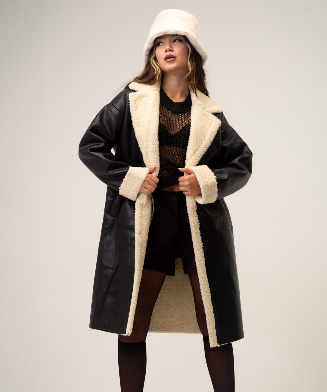 TAPADO ECOCUERO CON CORDERITO - Sochic